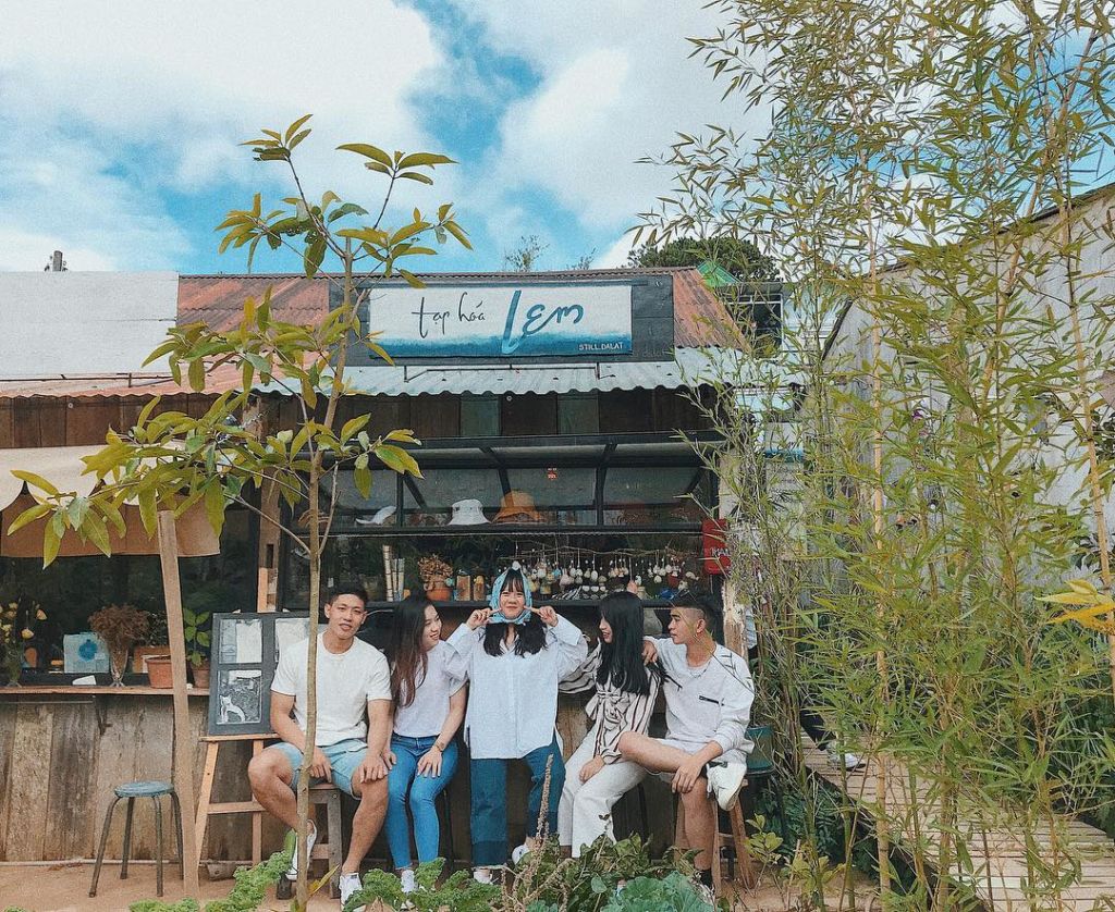 Vô Diện - Still Cafe Đà Lạt "Mê mẩn" Ngỡ Như Tại Nhật Bản - Halo Travel