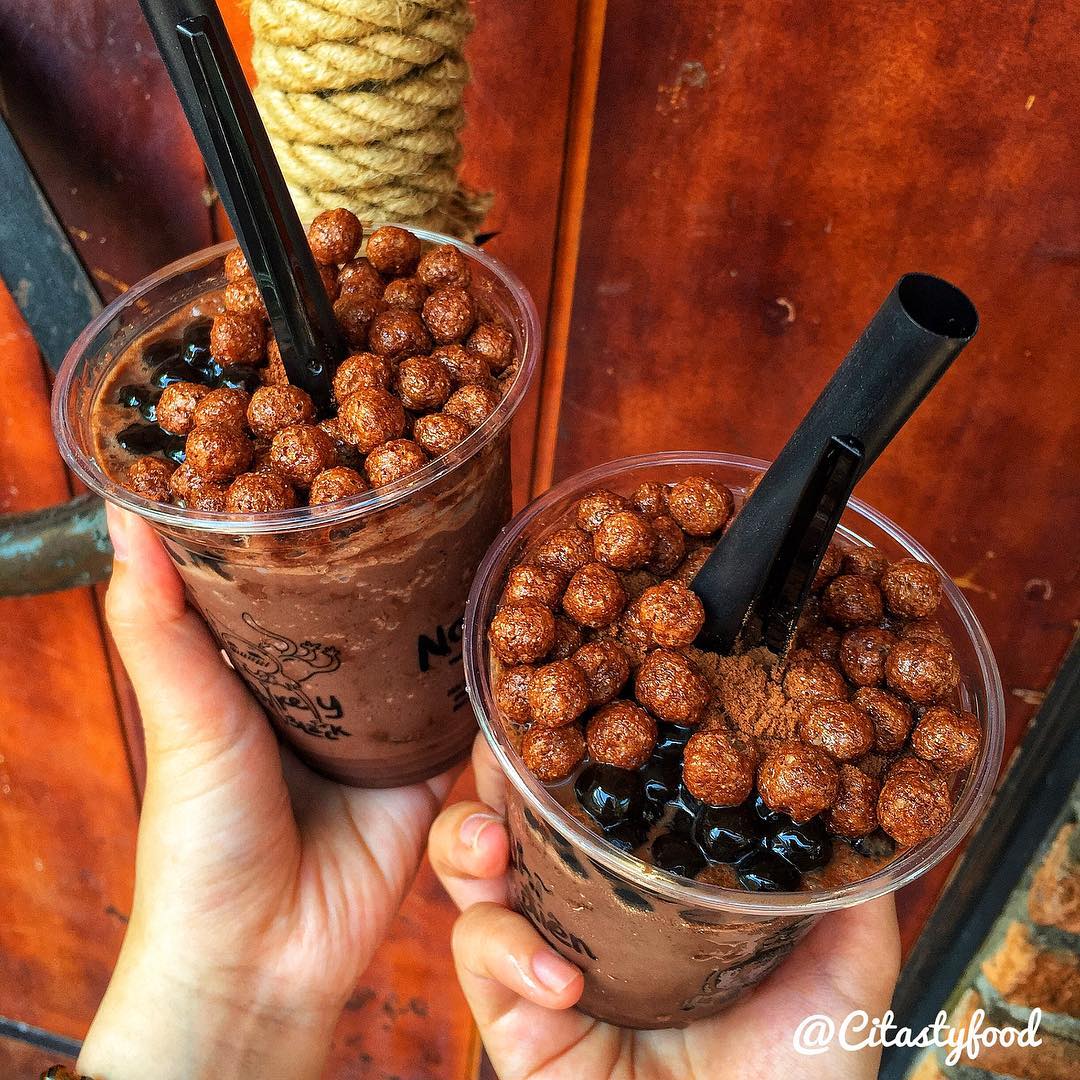 “Bắt trend” món Milo dầm, đá bào tại Hà Nội ngập topping - Halo Travel