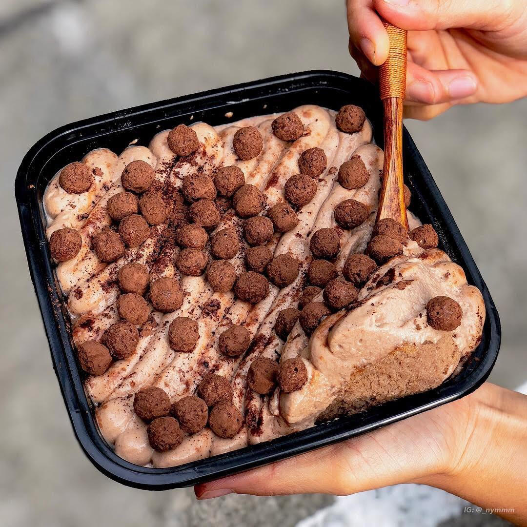 “Bắt trend” món Milo dầm, đá bào tại Hà Nội ngập topping - Halo Travel