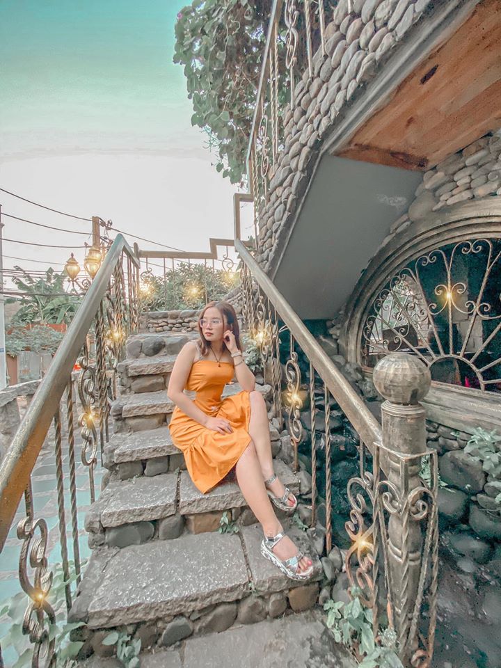 Stone Castle Cafe: tuyệt tác châu Âu giữa Sài Gòn - HaloTravel