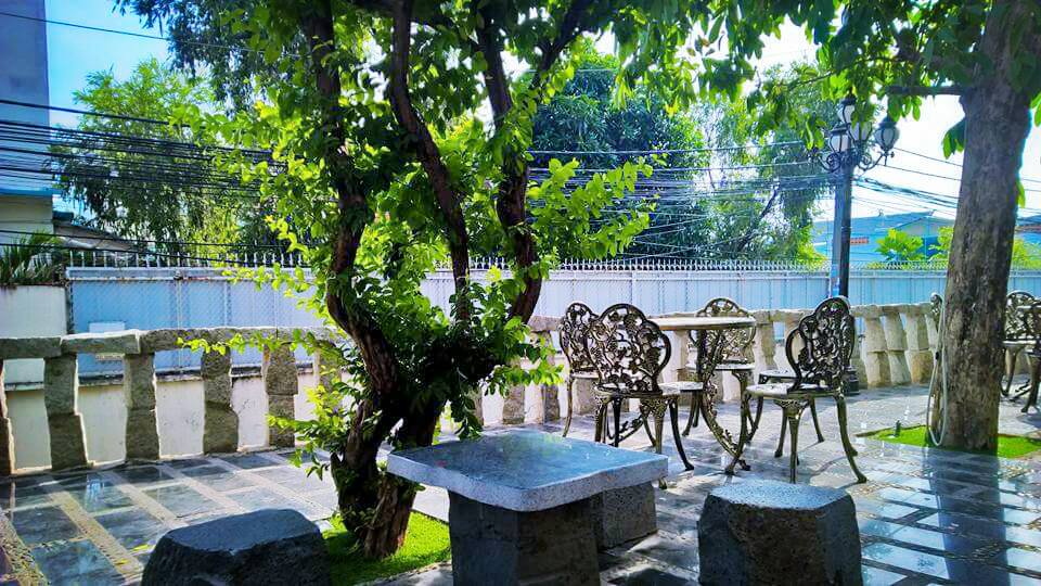 Stone Castle Cafe: tuyệt tác châu Âu giữa Sài Gòn - HaloTravel