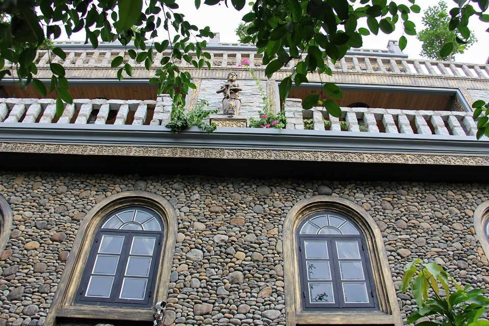 Stone Castle Cafe: tuyệt tác châu Âu giữa Sài Gòn - HaloTravel