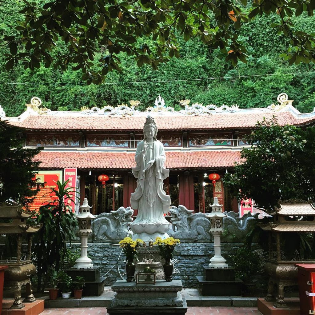 Chùa Long Tiên Hạ Long: Ngôi chùa cổ linh thiêng - HaloTravel