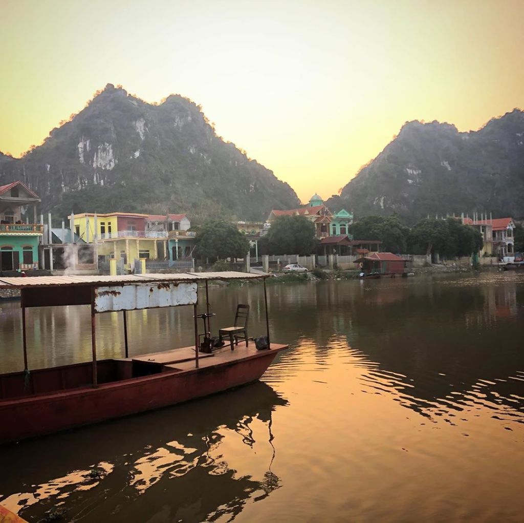 Travel Kenh Ga Hot Mineral Springs - VIETNAM DESTINATIONS