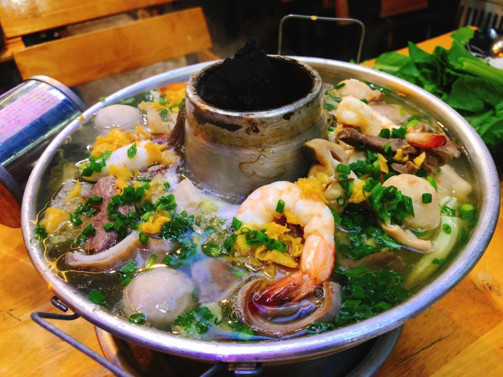 #8 Quán lẩu Tân Bình siêu ngon, siêu đông khách - HaloTravel