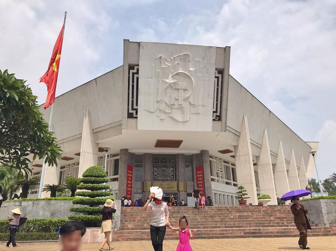 Kinh nghiệm khám phá bảo viện tàng Hồ Chí Minh đầy đủ nhất -HaloTravel