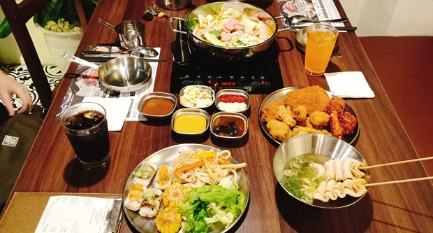 Review MANYO TTEOKBOKKI - đối thủ cực mạnh của buffet Dookki