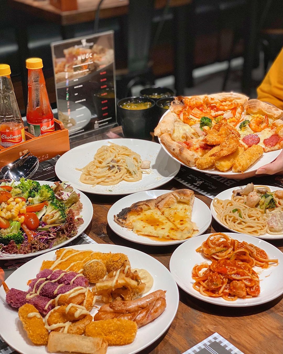 Review quán buffet pizza Buzza tính phút có 1-0-2 ở Việt Nam - HaloTravel