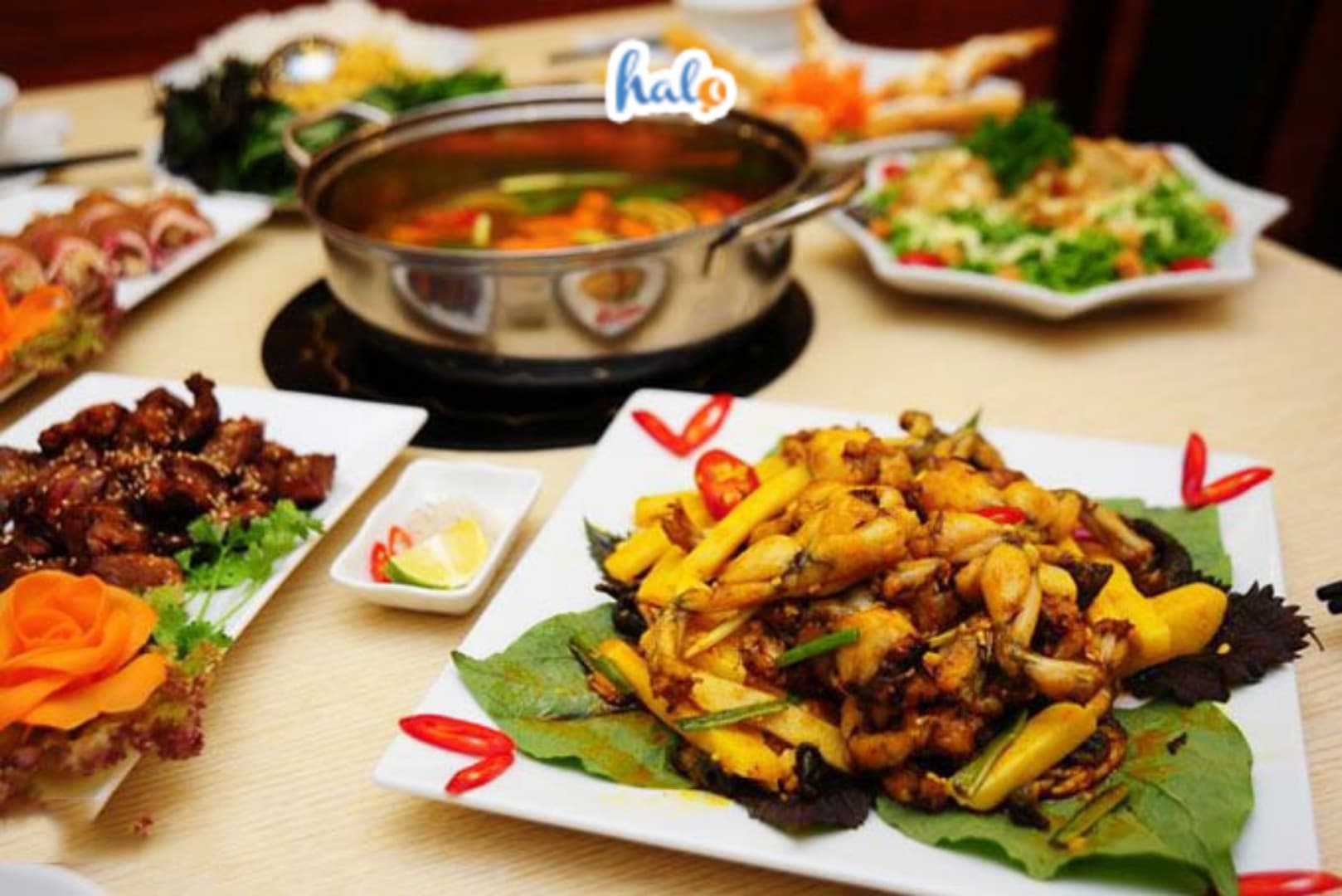 Top 10 quán lẩu ếch Cầu Giấy cực hút khách - Halo Travel