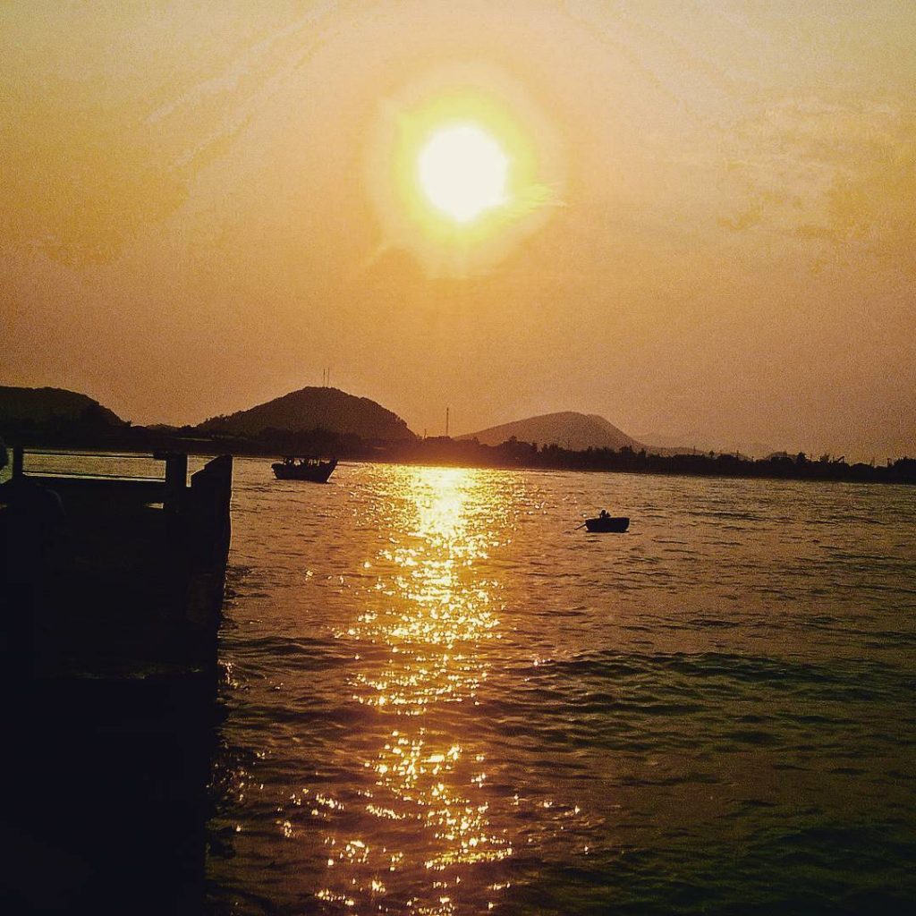 Đảo Lan Châu: Chinh phục hòn đảo đẹp nhất Cửa Lò