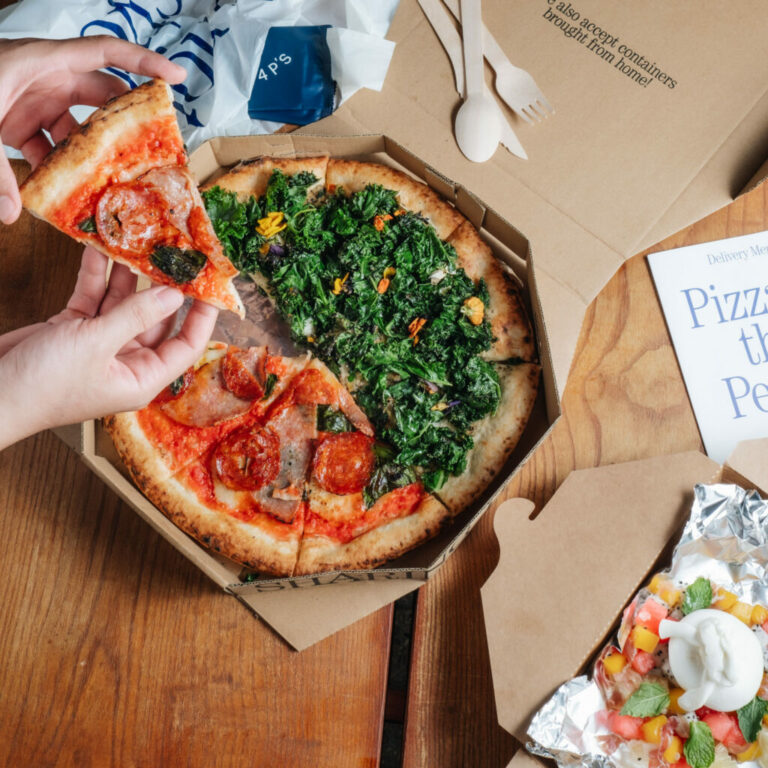 Review chuỗi Pizza 4P Hà Nội: menu, giá, có ngon không? - HaloTravel