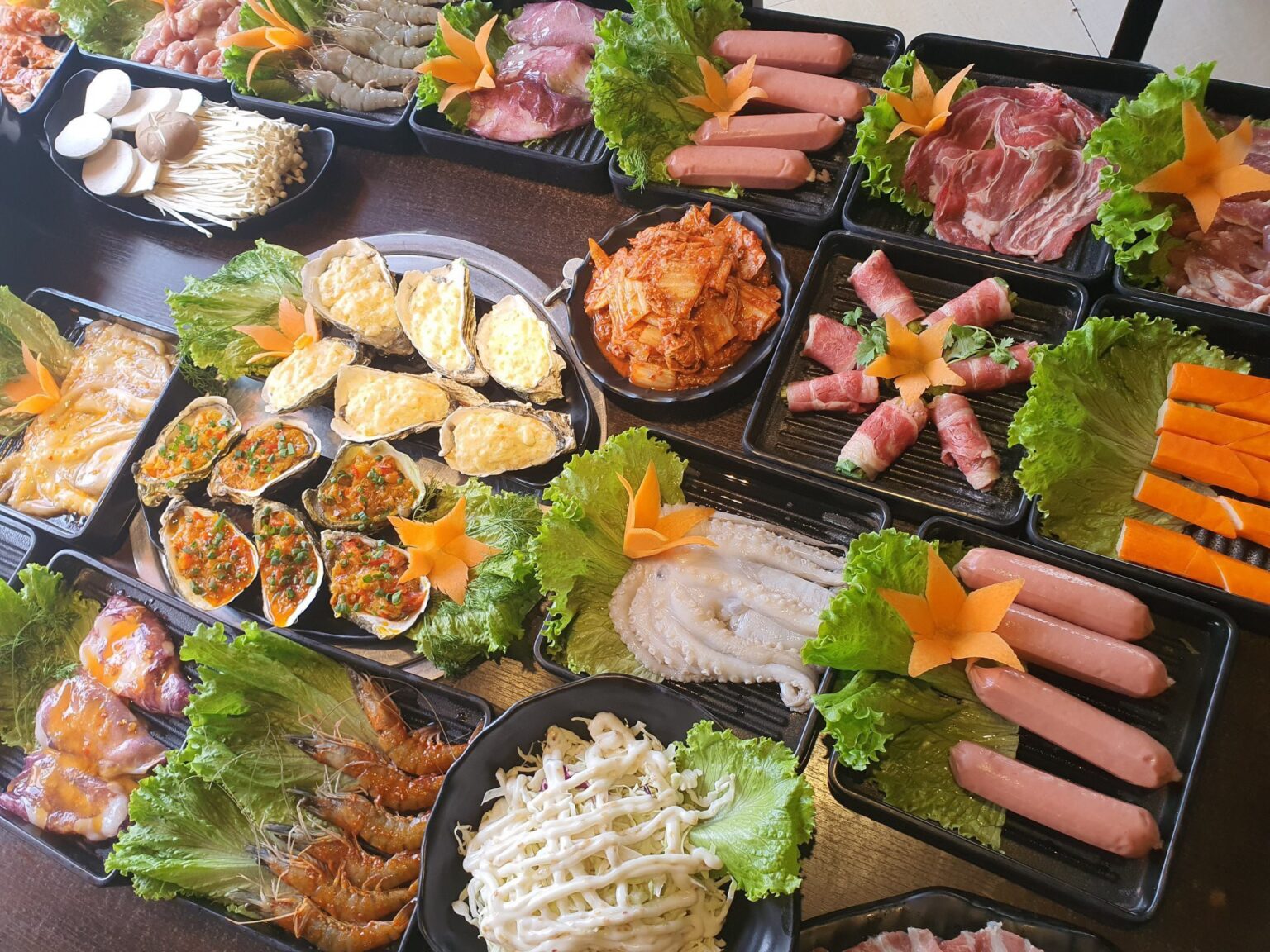 5 quán buffet lẩu nướng dưới 200k ăn thả ga không lo về giá - Halo Travel